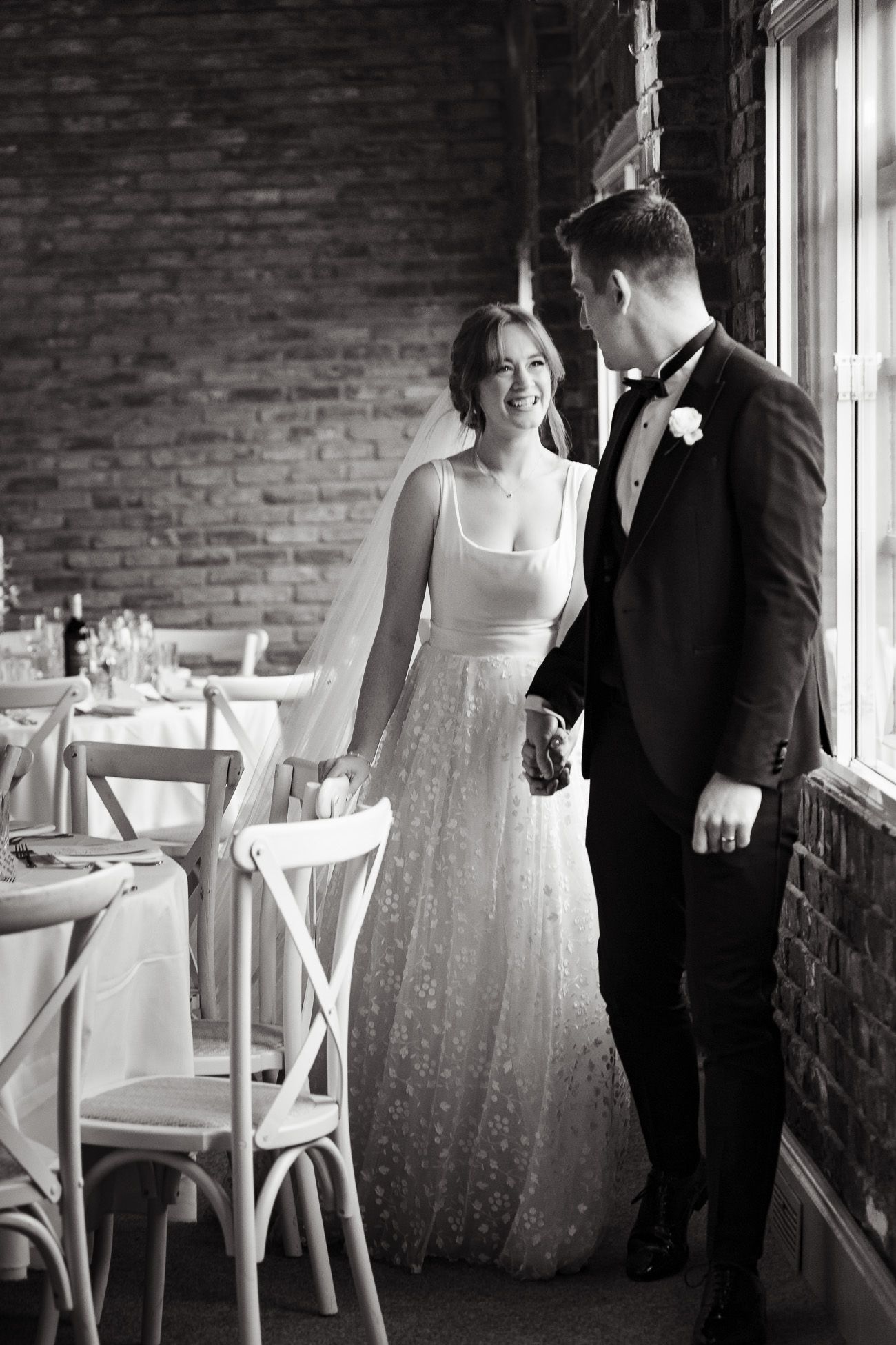 The Best Cameras for Wedding Photography – A Complete Guide - Aftershoot